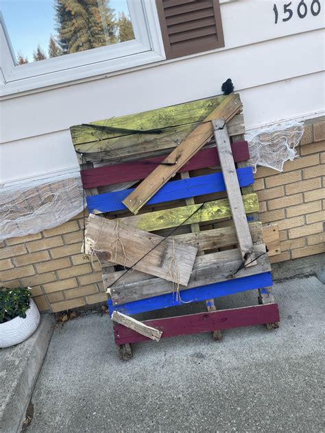 Hex Totempallet Props I Made For Halloween Rdeadbydaylight