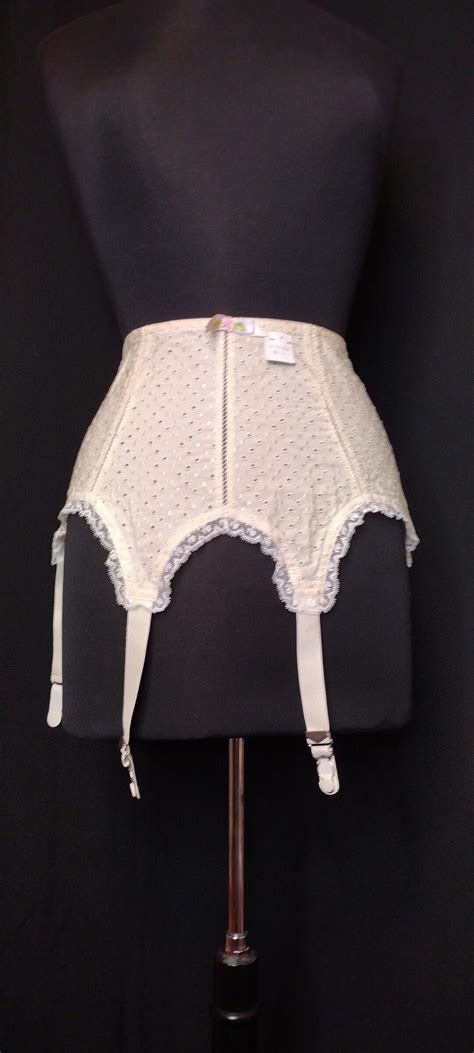 1960s 60s Deadstock Sexy Summer White Eyelet Garter Belt 4 Garter