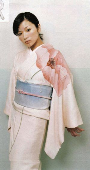 「こんな和美人になりたい！着物姿が妖艶で美しい椎名林檎の和装画像集」の記事の6枚目の画像 エントピ