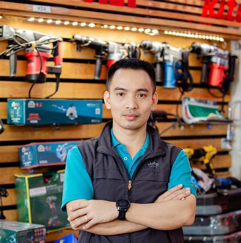 Khung Cẩu Siêu Tốt Nam Thợ Máy