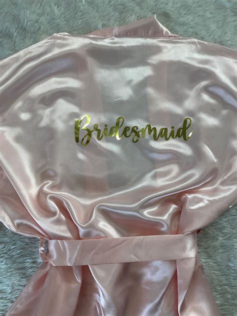 Bata Blanca O De Color Rosa Lua Party Services