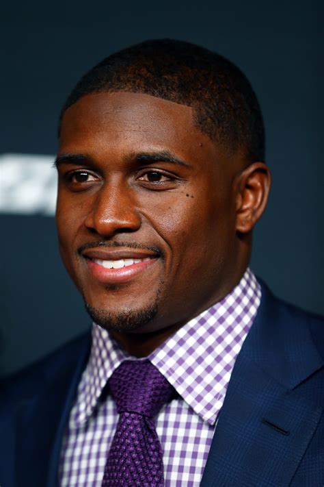 Reggie Bush Says He Ll Continue Playing In 2016