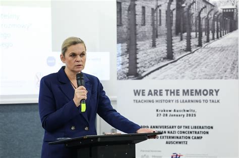 Nie może pełnić tak ważnej funkcji Jest petycja w sprawie dymisji Barbary Nowackiej