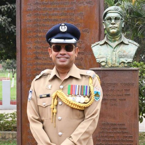 কিছু কষ্ট অনেক ভালো লাগারও এই যে এবারও পরিবার সাথে নিয়ে মায়ের কাছে