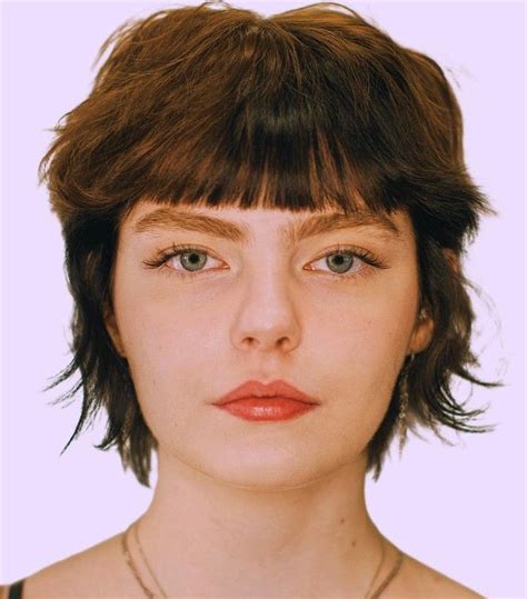 Pin De Elisa Em Ablublé Cabelo Cabelo Curto Rosto