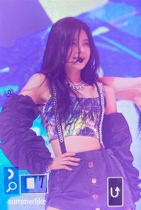 220806 Lia