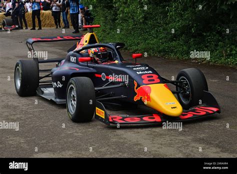 Hamda Al Qubaisi Red Bull Tatuus F4 T 421 F1 Academy Twenty Years Of