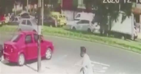 Video Así Persiguieron Y Le Robaron 4 Millones De Pesos A Un Hombre