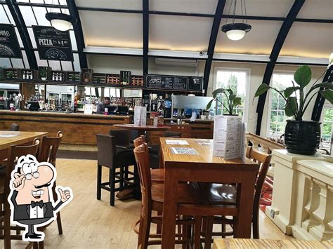 The Imperial Jd Wetherspoon Exeter Restaurant Menu Prices And Reviews