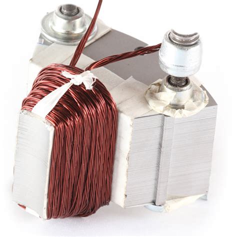 Pdf Design Of 6 Slot 2 Pole High Speed Permanent Magnet Synchronous Machines With Tooth Coil