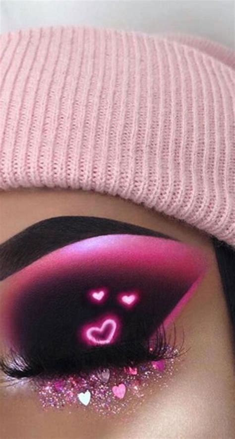 20 Valentine S Day Makeup Ideas 2023 Neon Pink Heart