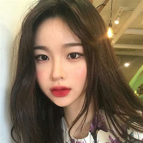 K Ch Girls에 있는 Party Part님의 핀 미용 제품 아시안 메이크업 헤어스타일
