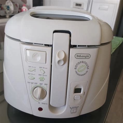 کمدا قیمت و خرید سرخ کن دلونگی رنگ سفید سایز متوسط