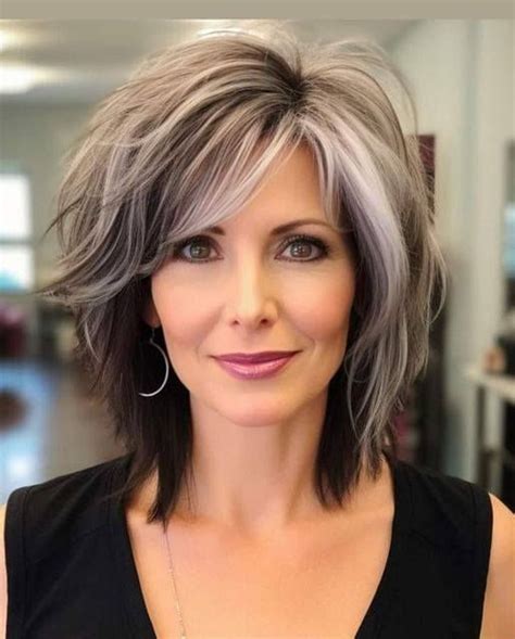 Hairstyle For Women Over 50 I Want Your Opinion On This Look 😊🤩 Mom