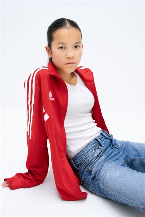 Caitlin Model Jackie Lee