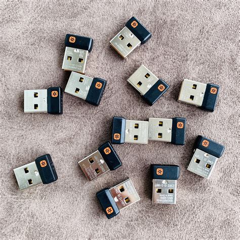 Mua Đầu Thu Không Dây Logitech Unifying Usb Receiver 6 Kênh Giá Rẻ Nhất