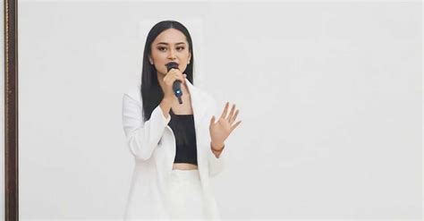 Miss Universe Laos Donates Nearly Lak 10 Million To Hmong Women Network