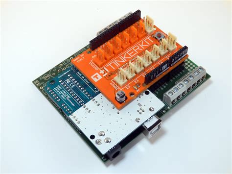 Arduino Uno Arduino 101 Din Rail Enclosure And Breadboard 9 Steps Instructables