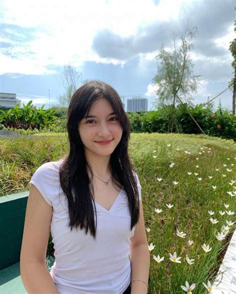 5 Potret Gaby Rosse, Seleb TikTok Cantik yang Bikin Netizen Klepek-Klepek! : Okezone Lifestyle