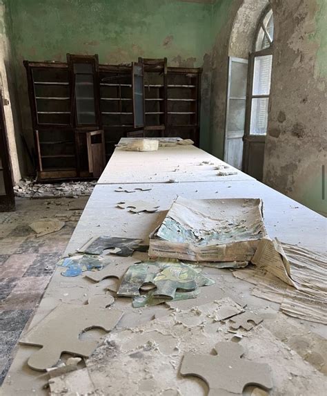 Une grande école abandonnée dans le nord de l Italie guide urbex