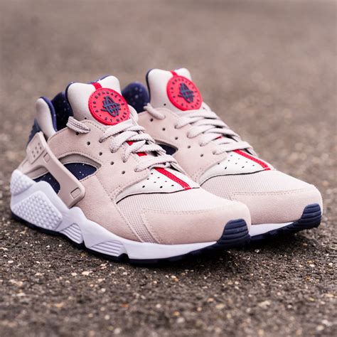 GB'S Sneaker Shop on Twitter: "Nike Air Huarache Run "Moon Landing" Men ...