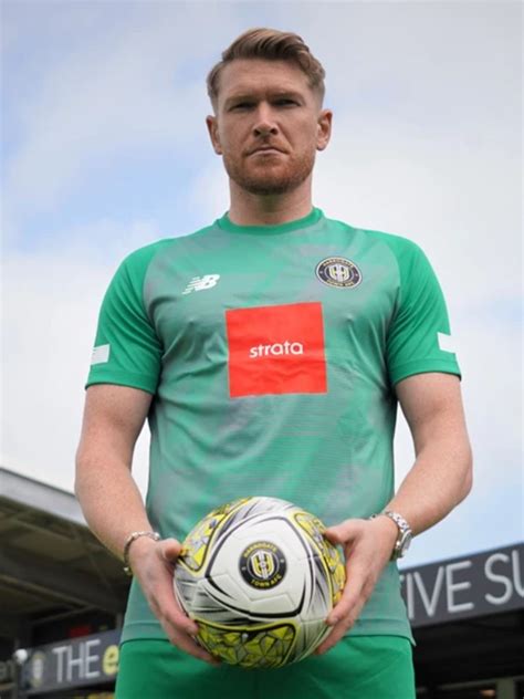 Harrogate Town 2023 24 Gk 2 Kit