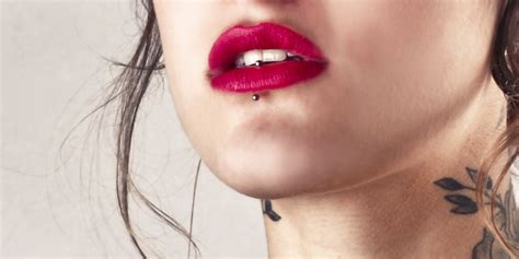 The Vertical Labret Piercing Everything You Need To Know Freshtrends