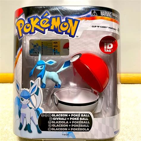 TOMY Toys Tomy Pokemon Clip N Carry Pokeball Glaceon With Great