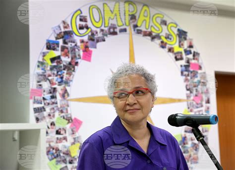 Във Варна официално бе открит Общностен център за закрила и включване на бежанци Утро