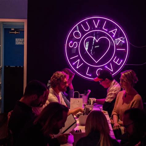 Is Running A Neon Sign Expensive In 2024