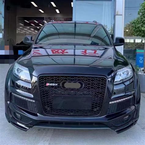 Applicable To The 06 15 Audi Q7 Modified Rsq7 Honeycomb The Black Warrior Q7 Out Of The Four