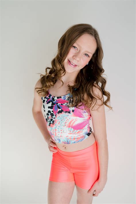Reversible Twist Top Busybodleos