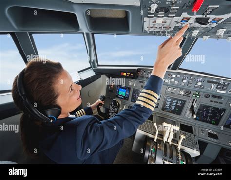 Deutschland Bayern München Frau Flug Kapitän Pilotierung Flugzeug