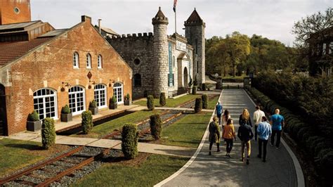 The Ultimate 4 Day Road Trip From Louisville To Lexington Kentucky