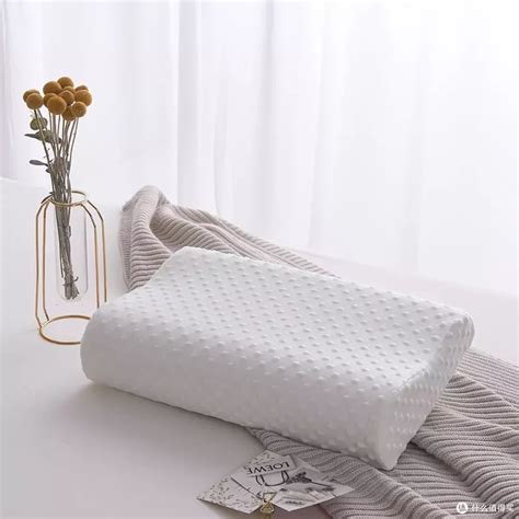 枕头怎么选才合适？枕头选购指南 6款百元枕头真实测评！ 枕头 什么值得买