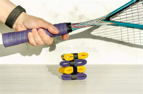 New Overgrip Tapes On Squash Racket Wrapping On Racket Handle For Anti
