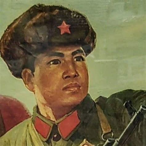 都市爆料舘 龐貝城難以置信的圖像 龐貝城新出土的兩具骷髏之一的令人難以置信的圖像，一男一女在一間小臥室里躲避火山爆發。這位35 45歲的婦女被發現以胎兒姿勢躺在床上，抓著她最珍貴的貴重物品