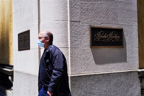 Brooks Brothers Files For Bankruptcy
