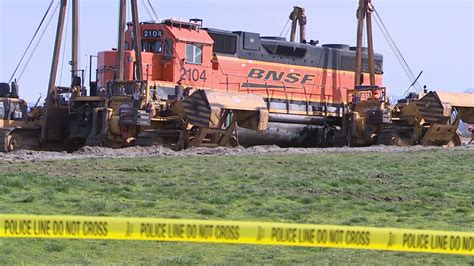 Bnsf Train Derails In Anacortes On Swinomish Reservation