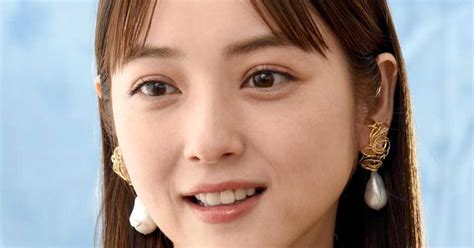 「肝が据わってただ者ではない」佐々木希、第2子妊娠にネットざわつく 渡部建の〝多目的トイレ不倫〟騒動でも離婚選択せず ZakⅡ｜エンタメ