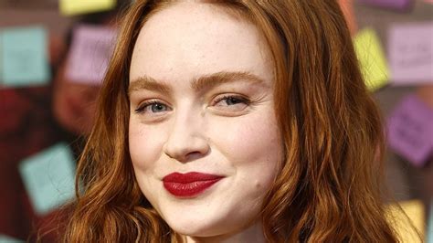 Stranger Things Star Sadie Sink Schwört Auf Naturhaarfarbe