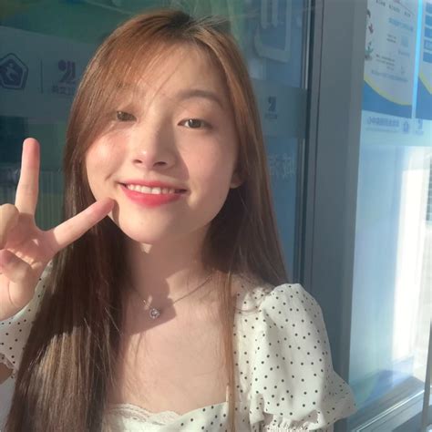 Vivian Zhang Overseas Sales Shenzhen Xiezhen Electronics Coltd