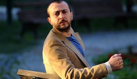 Mutlu Ol Yeter Kim Kimdir Raninitv