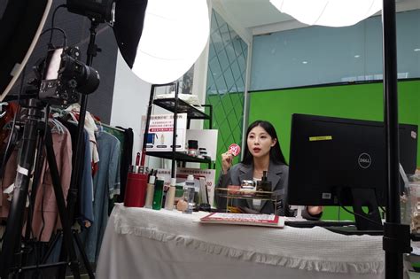 双11直播间里进击的国货 四川在线