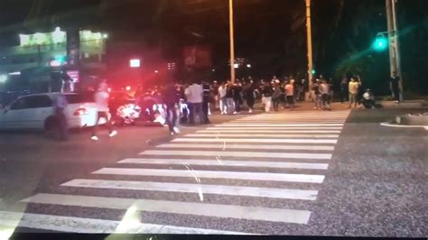 暴走族 覆面パトカー衝突逮捕！！ Youtube