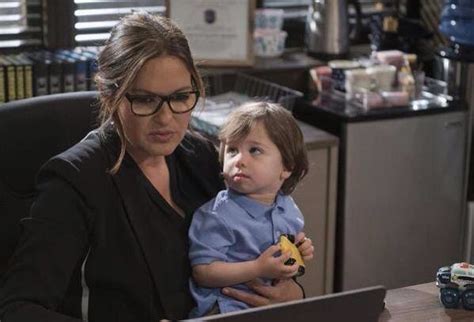 Olivia Bringing Noah To Work With Her So Cute Law And Order