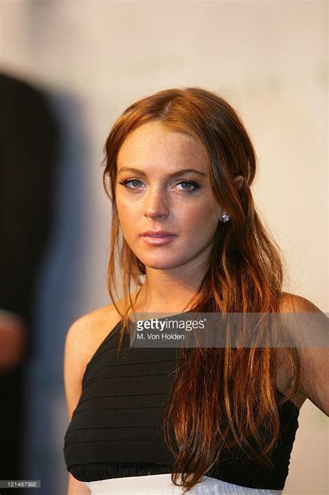Pin By Christy On Hair Styles And Colors Lindsay Lohan Hair Red Hair