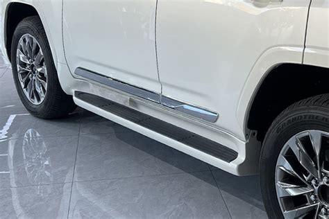 Side Step Nerf Bar Running Board For Toyota Land Cruiser LC300 4x4