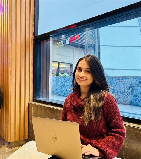 Srishti Mishra On Linkedin Building A Personal Brand On Linkedin Is