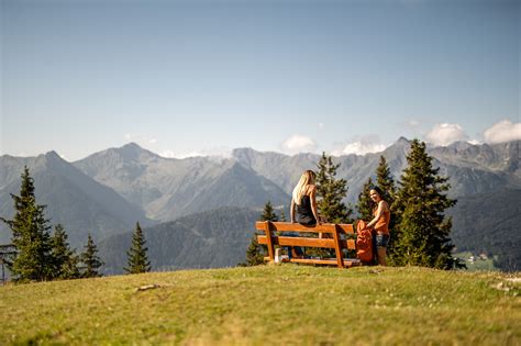 Hotel Guesthouse Post In Maria Trens Campo Di Trens Italy